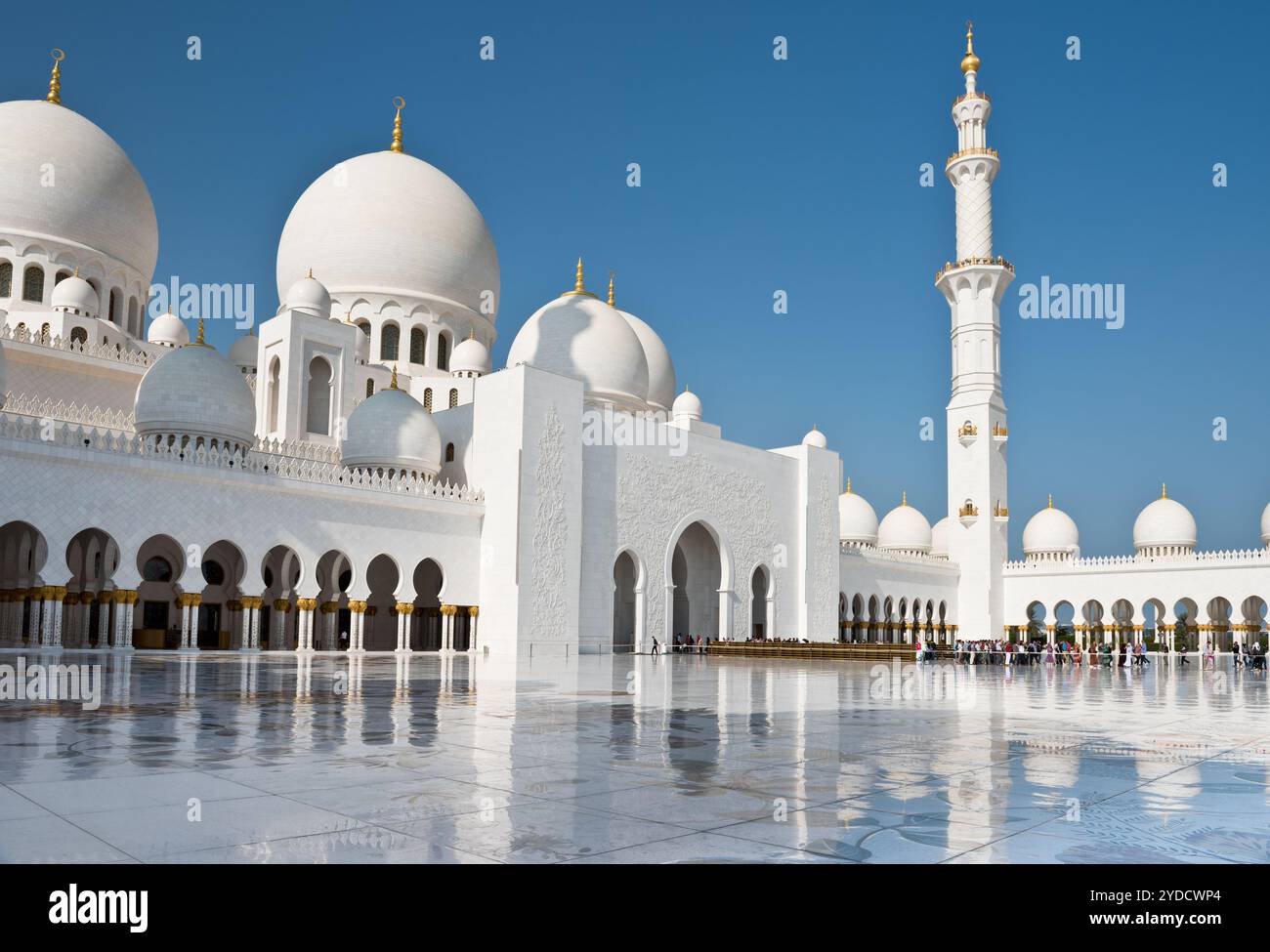 Floor grand mosque abu hi-res stock photography and images - Alamy