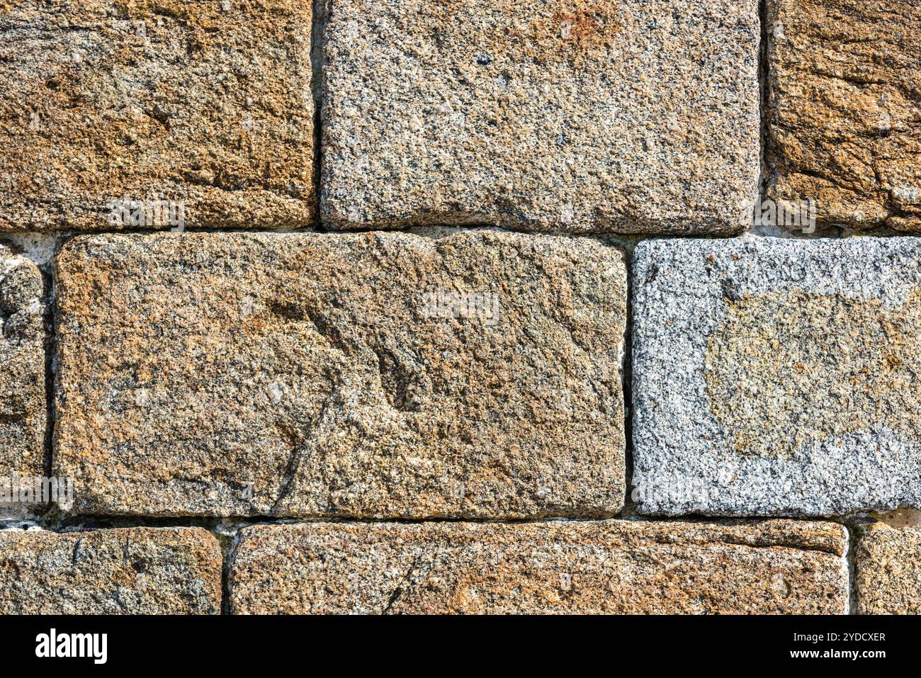 Rough stone wall pattern hi-res stock photography and images - Alamy