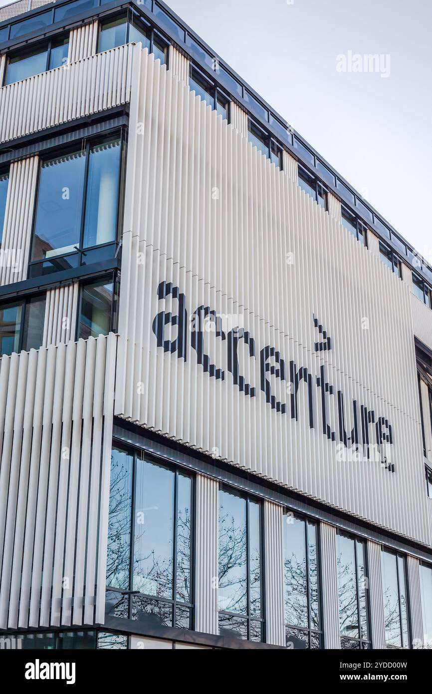 Accenture logo at building in Munich, Germany Stock Photo - Alamy