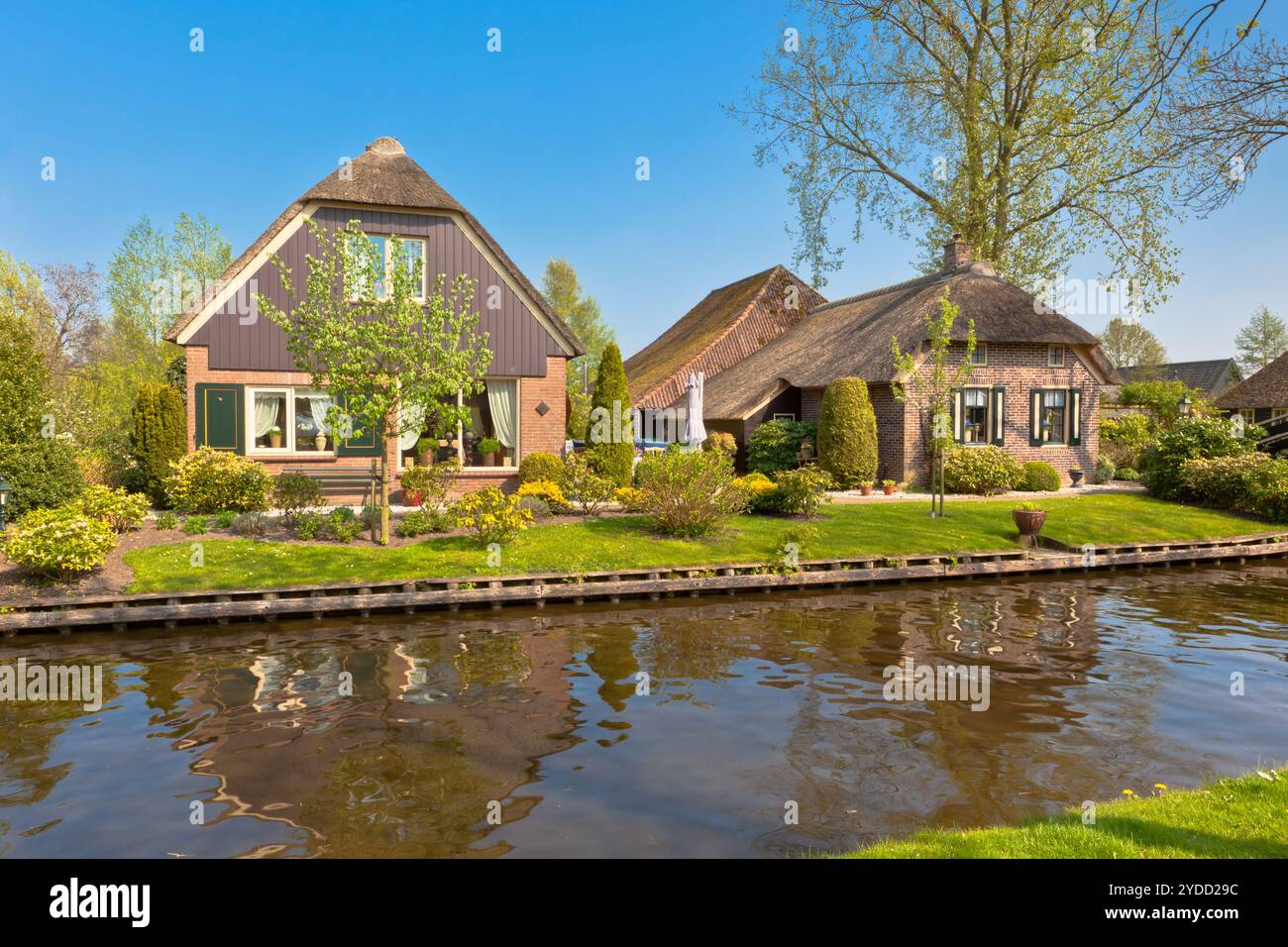 Traditional dutch scene hi-res stock photography and images - Alamy