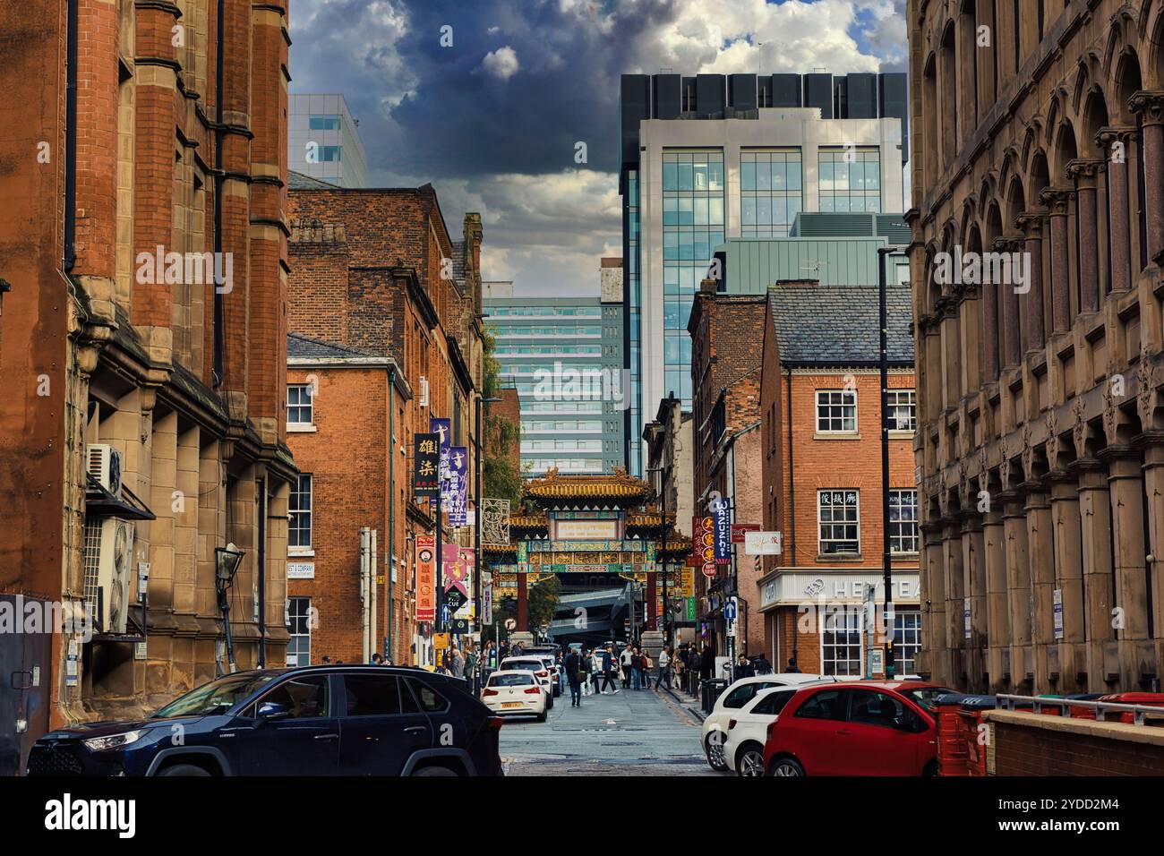 Chinese gutter hi-res stock photography and images - Alamy