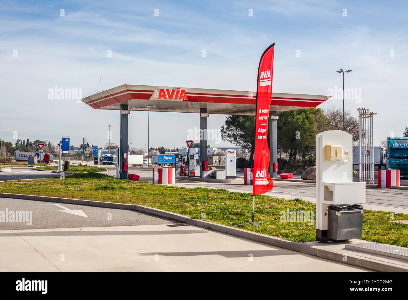 Avia service station hi-res stock photography and images - Alamy