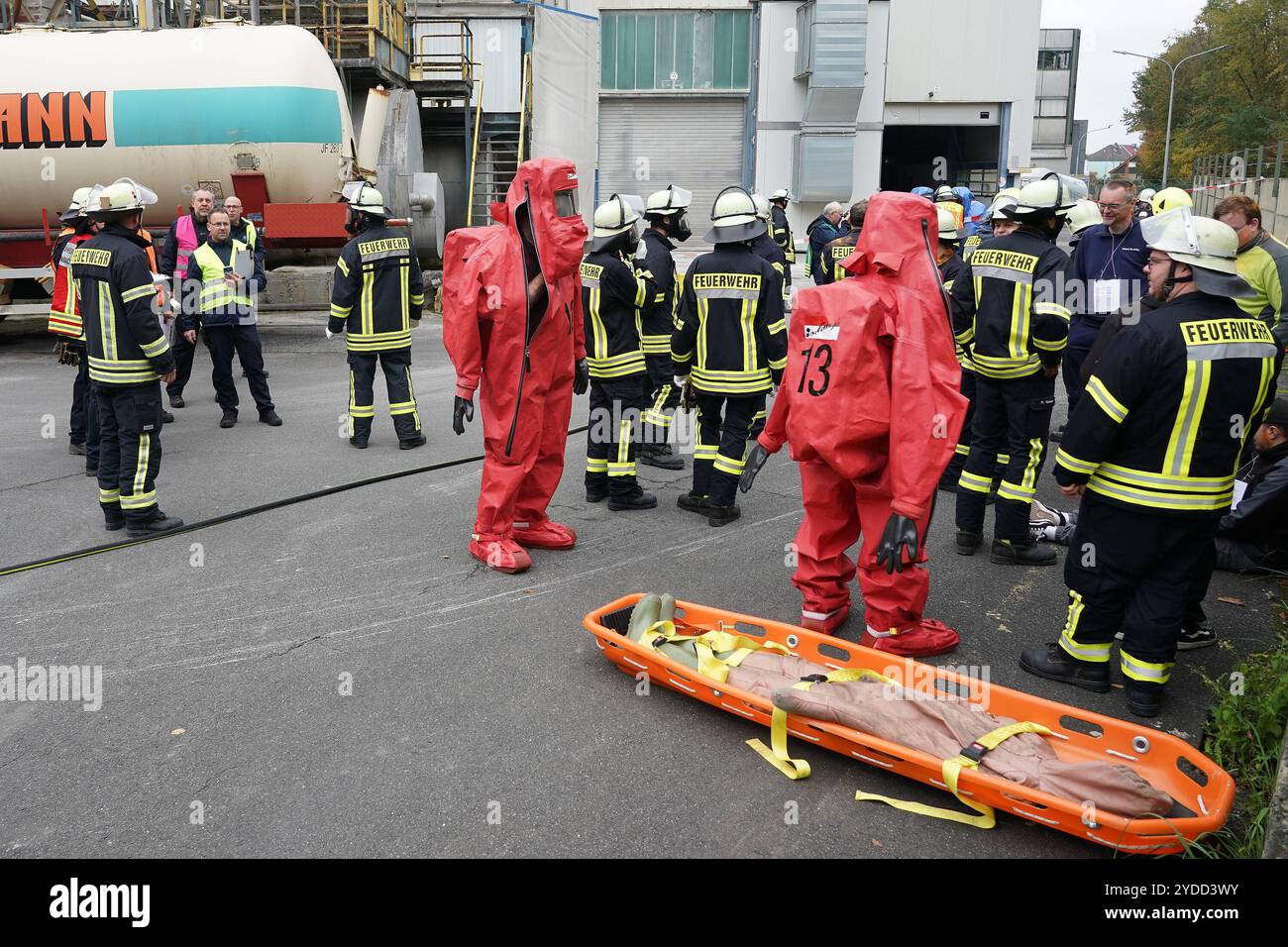 ABC Training bei der Katastrophenschutzübung zum Erkunden und ...