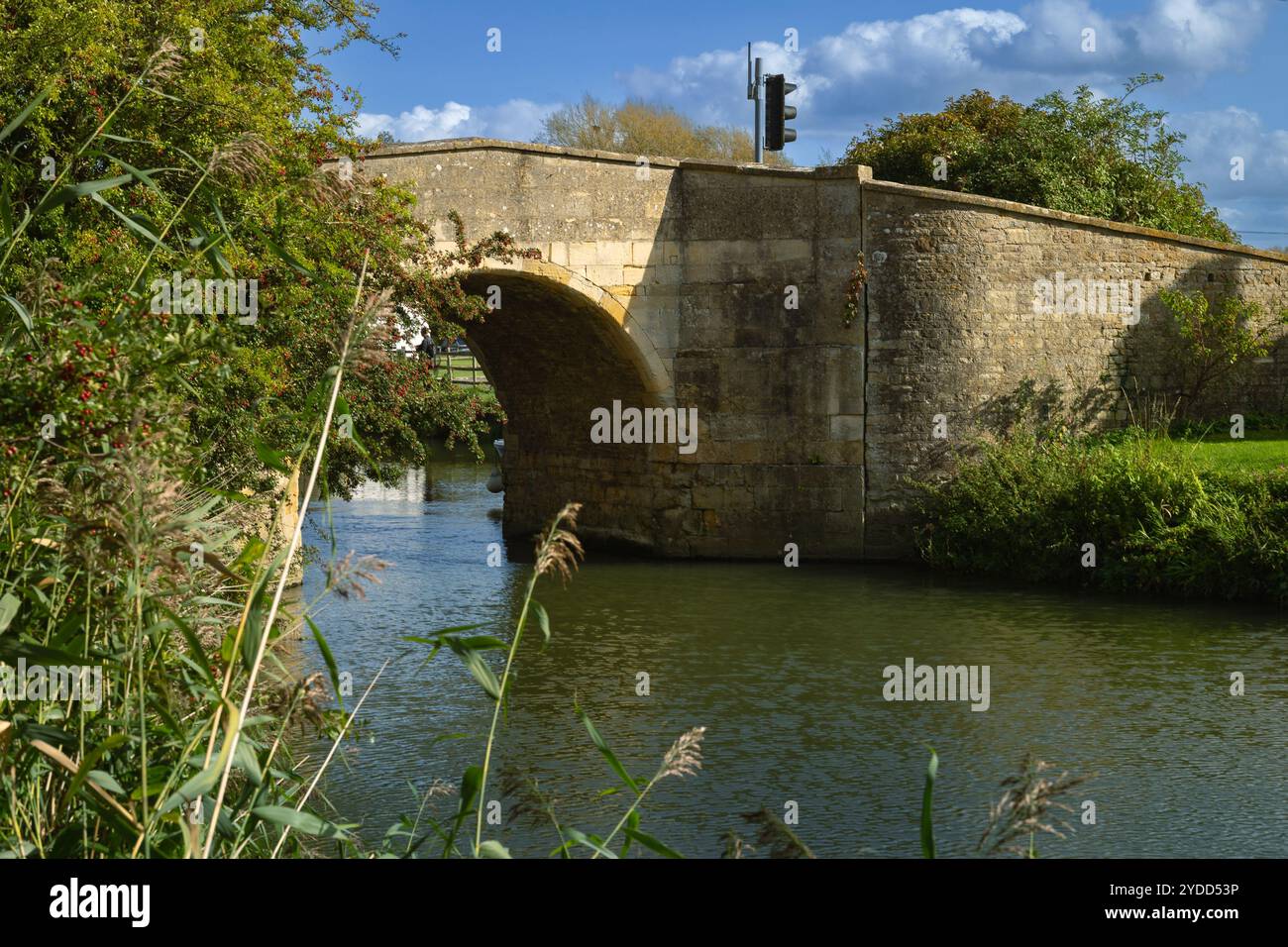 The Radcot Bridge crossing the River Thames Stock Photo - Alamy