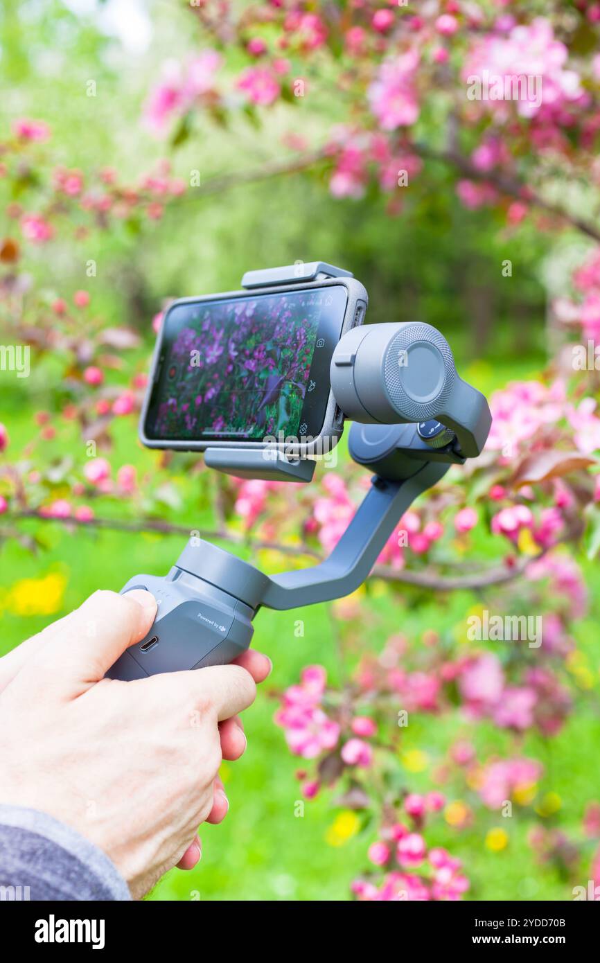 Shooting with stabilizer hi-res stock photography and images - Alamy