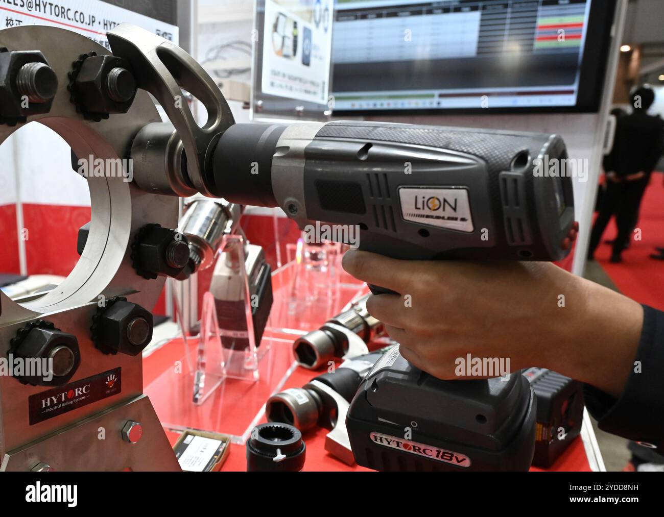 Power tools manufactured by HYTORC, Hydraulic Torque Wrenches Suppliers ...