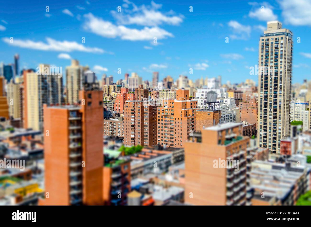 Aerial view of the Upper East Side, corner between 2nd Ave and 86th st ...
