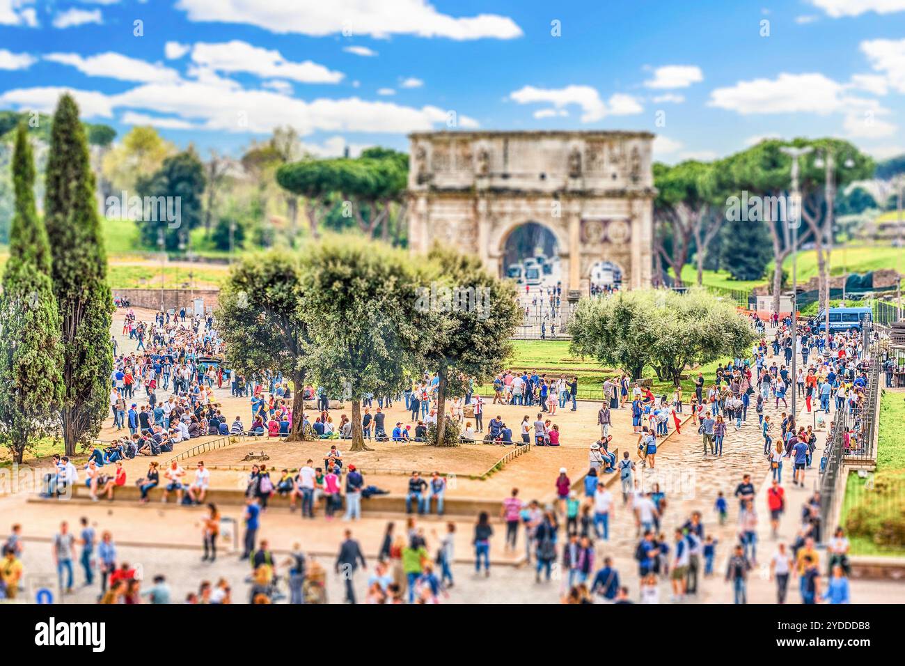 Arch of Constantine, iconic landmark of the Roman Forum, Rome, Italy ...