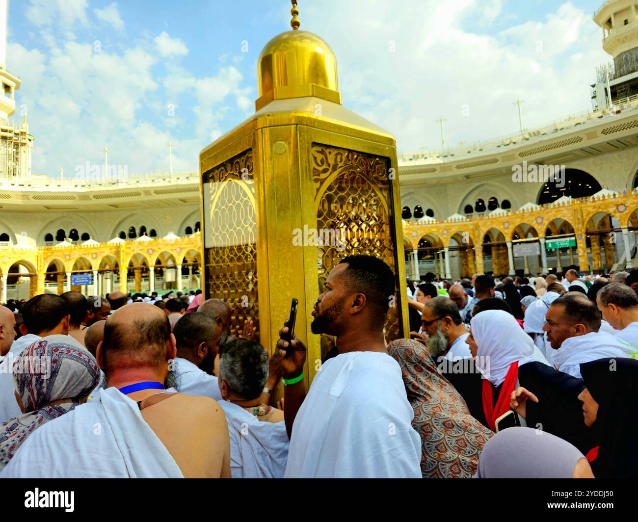Mecca, Saudi Arabia, June 12 2024: Maqam Ibrahim or Station of Abraham ...