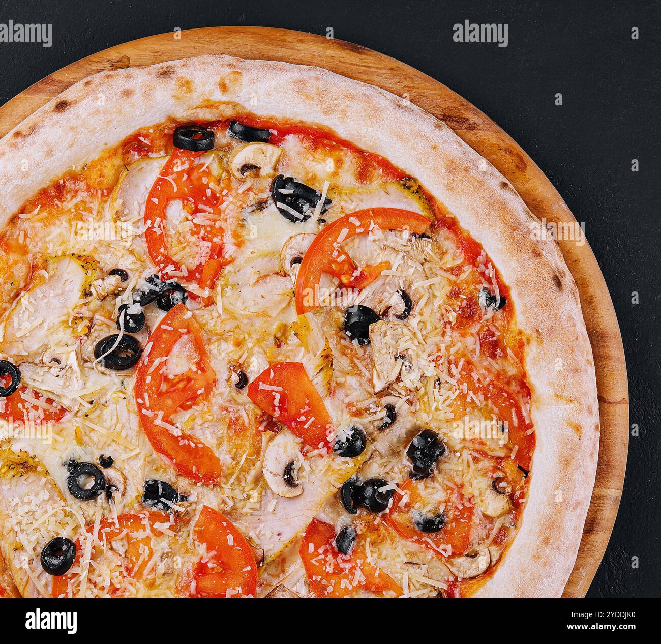 Healthy chicken pizza hi-res stock photography and images - Alamy
