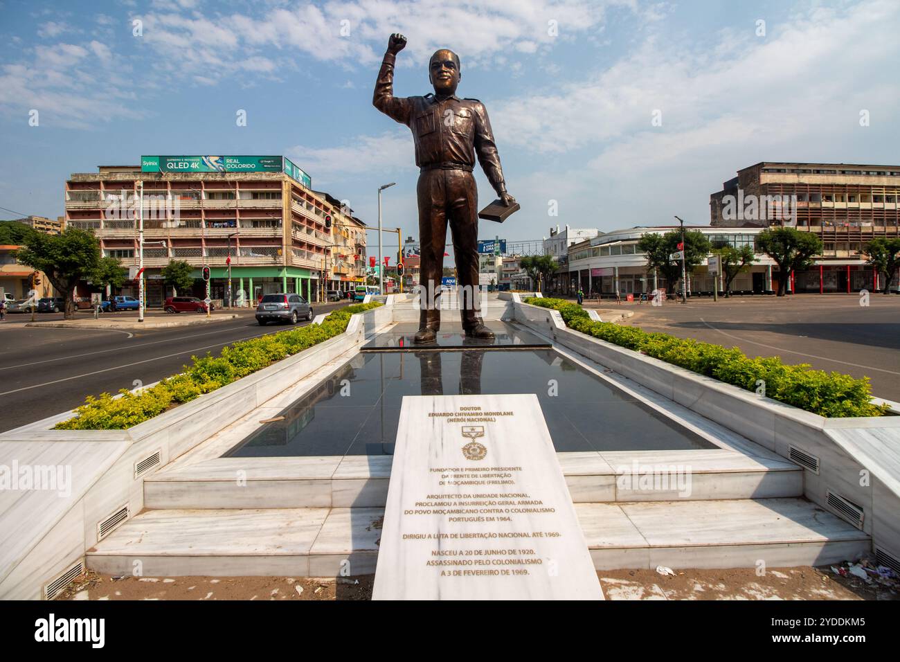 Statue of Eduardo Mondlane, African revolutionary and founder of ...