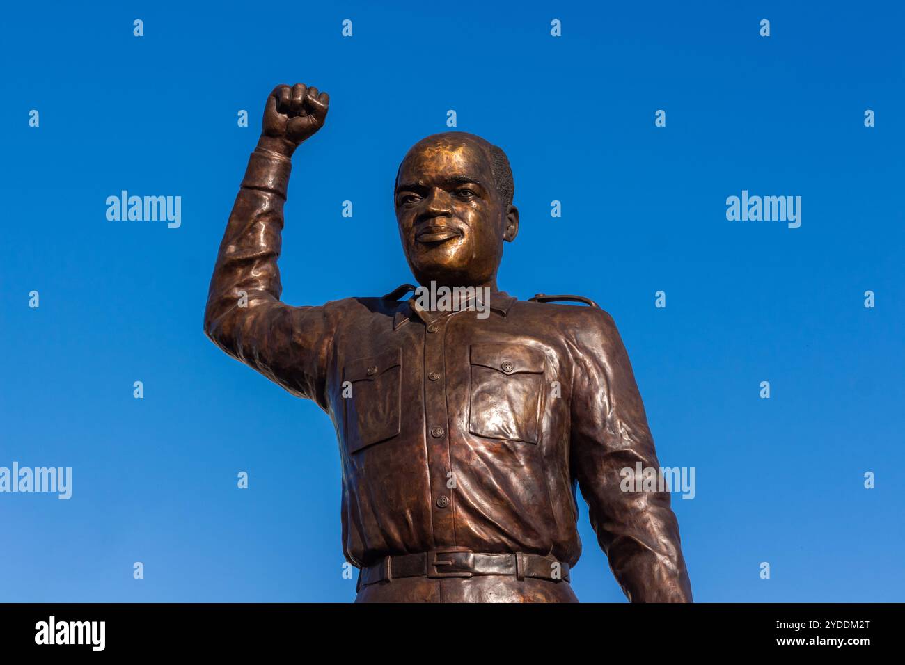 Statue of Eduardo Mondlane, African revolutionary and founder of ...