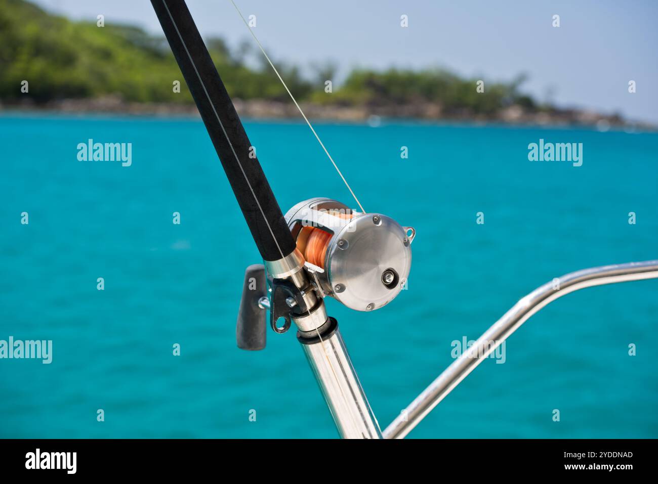 Yacht fishing hi-res stock photography and images - Alamy