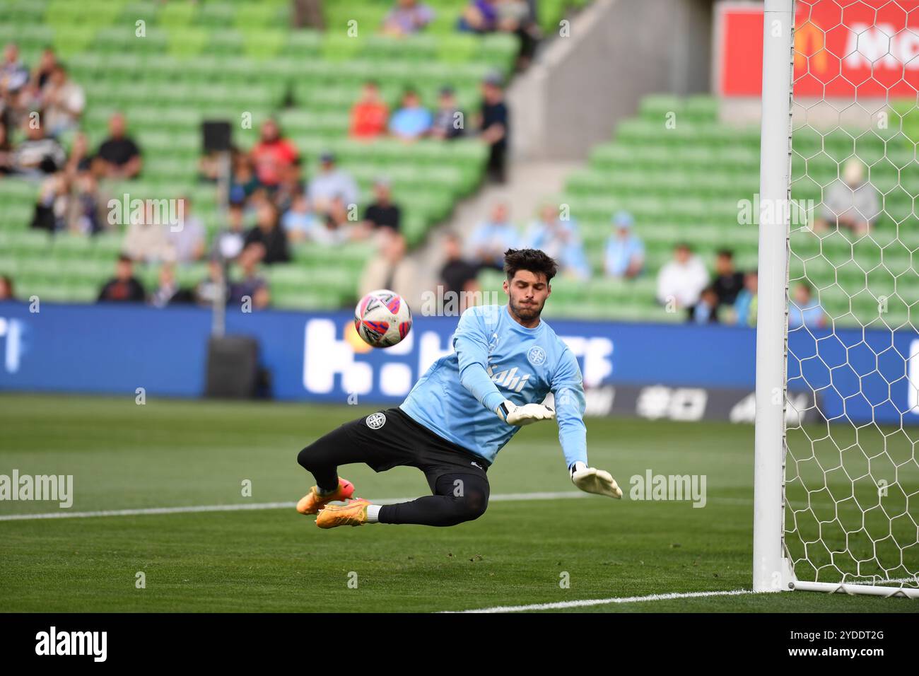 City goalkeeper patrick beach hi-res stock photography and images - Alamy