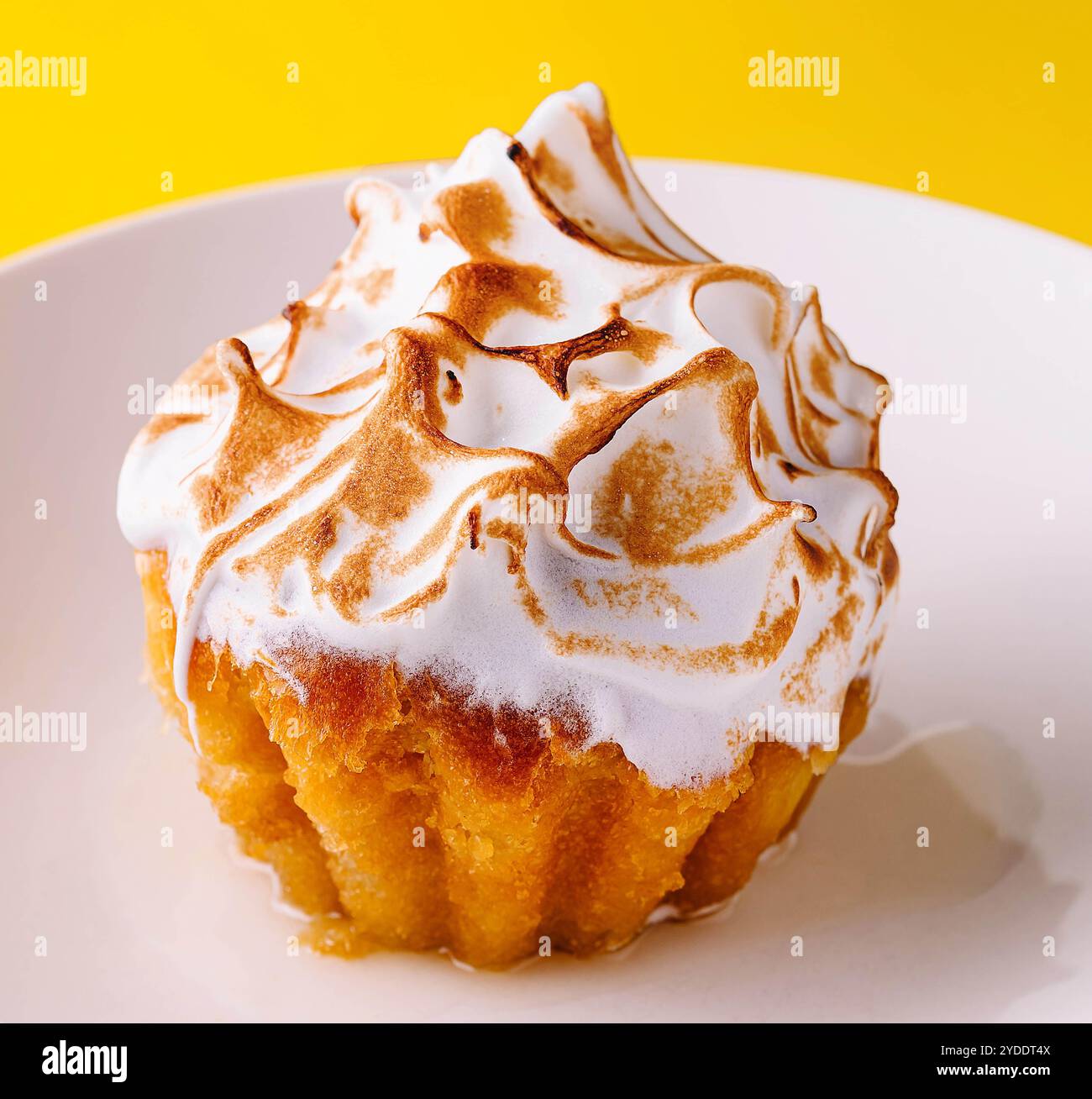 Sweet cupcakes meringue on hi-res stock photography and images - Alamy