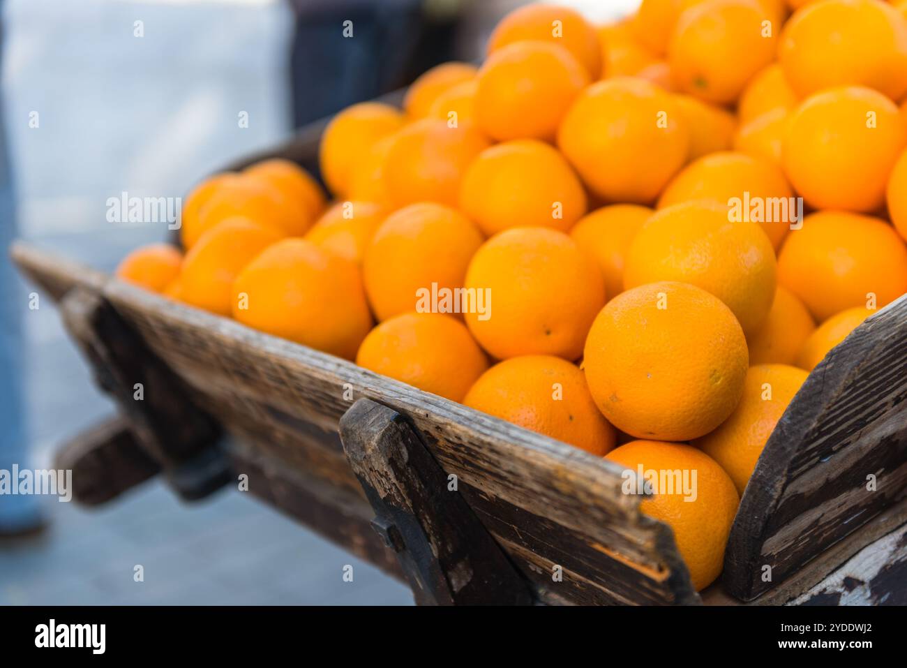Wooden market cart hi-res stock photography and images - Alamy