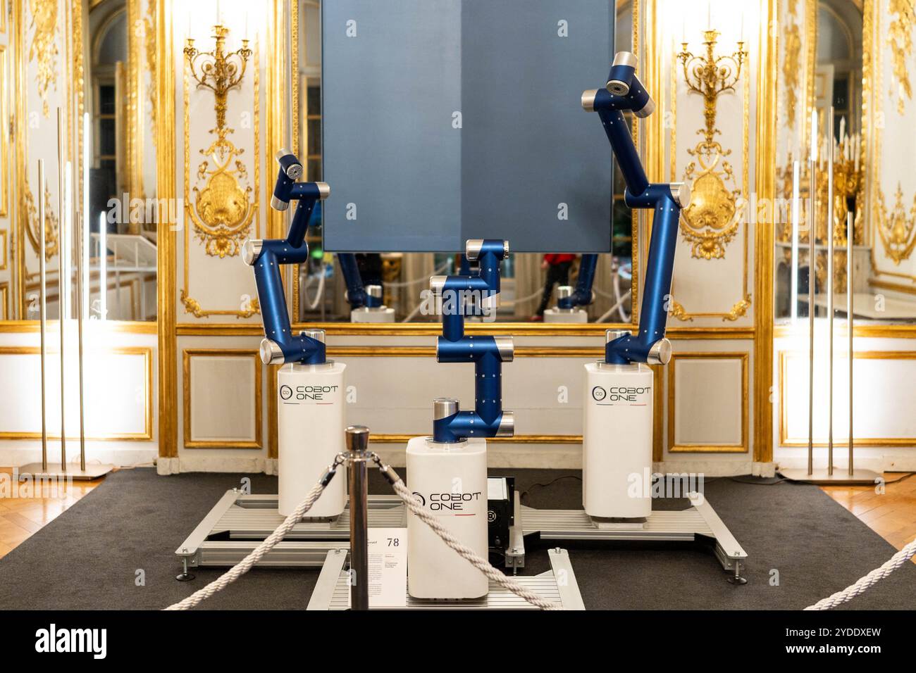 Paris, France. 26th Oct, 2024. Collaborative automatic mechanical arm ...