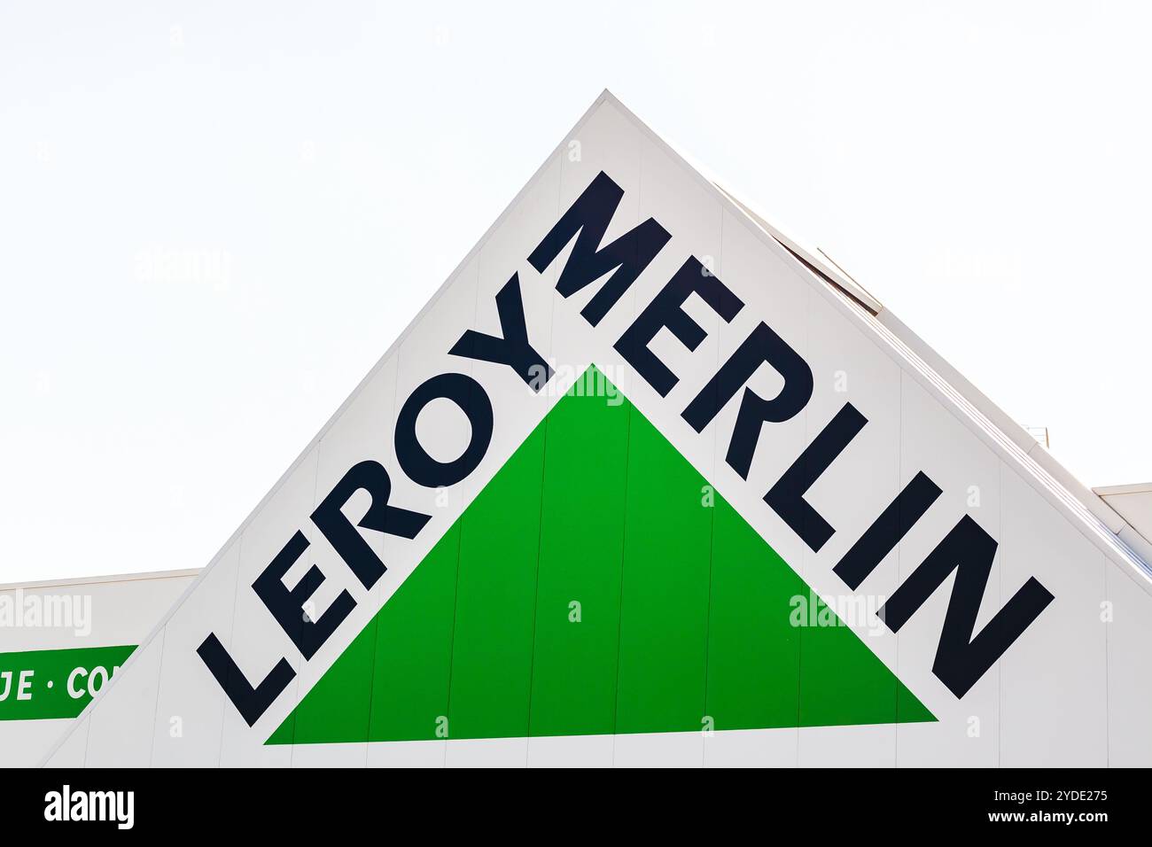Leroy Merlin store chain brand logo Stock Photo - Alamy
