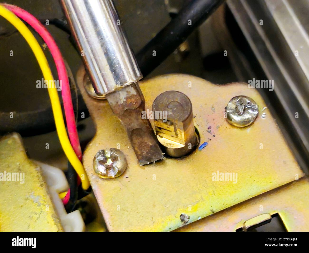 Damaged screw head, Stripped screws, stripped screw is one in which the ...