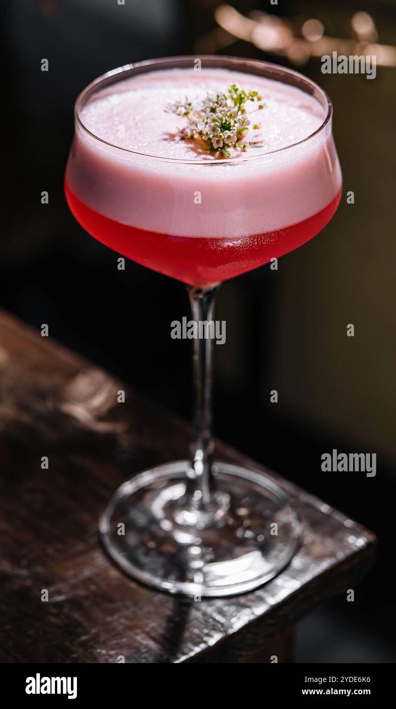 Pink lady alcoholic cocktail close up Stock Photo - Alamy