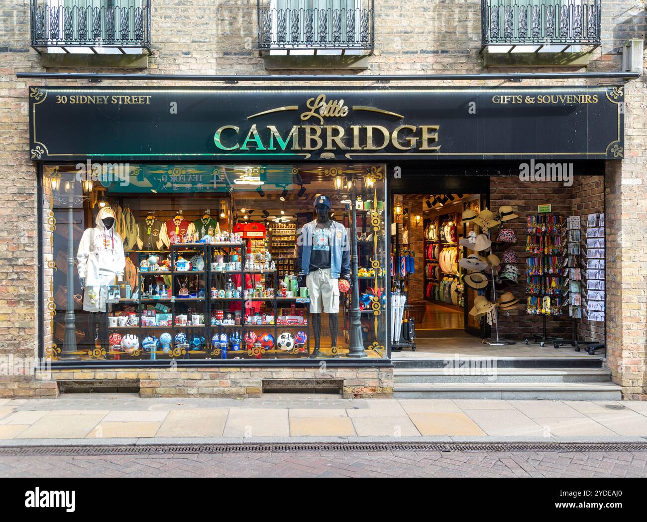 Little Cambridge gifts and souvenirs shop, Sidney Street, Cambridge ...
