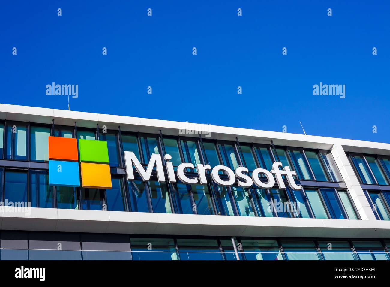 Microsoft headquarters building hi-res stock photography and images - Alamy