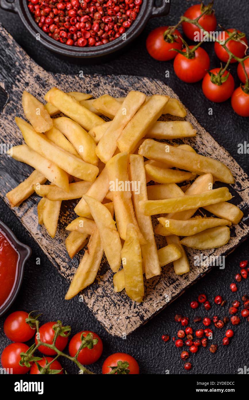 Fast food restaurant french fries hi-res stock photography and images ...