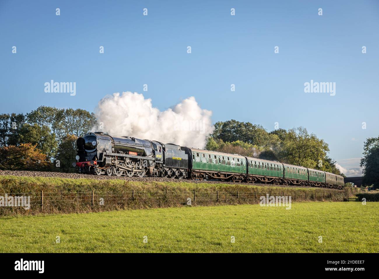 SR 'WC' 4-6-2 No. 21C127 'Taw Valley' approaches Horsted Keynes on the ...