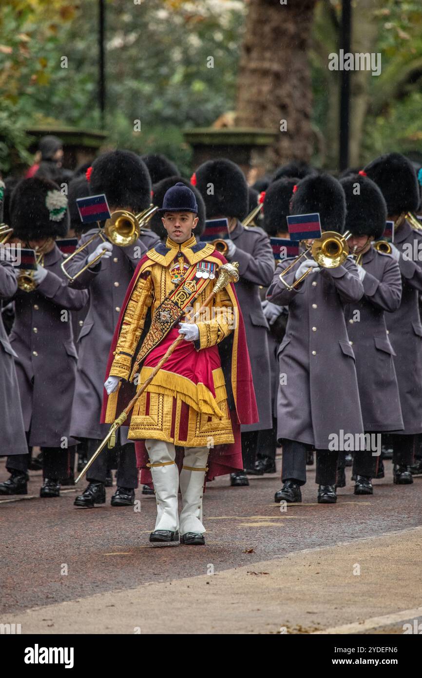 Ceremonial dress uk hi-res stock photography and images - Alamy
