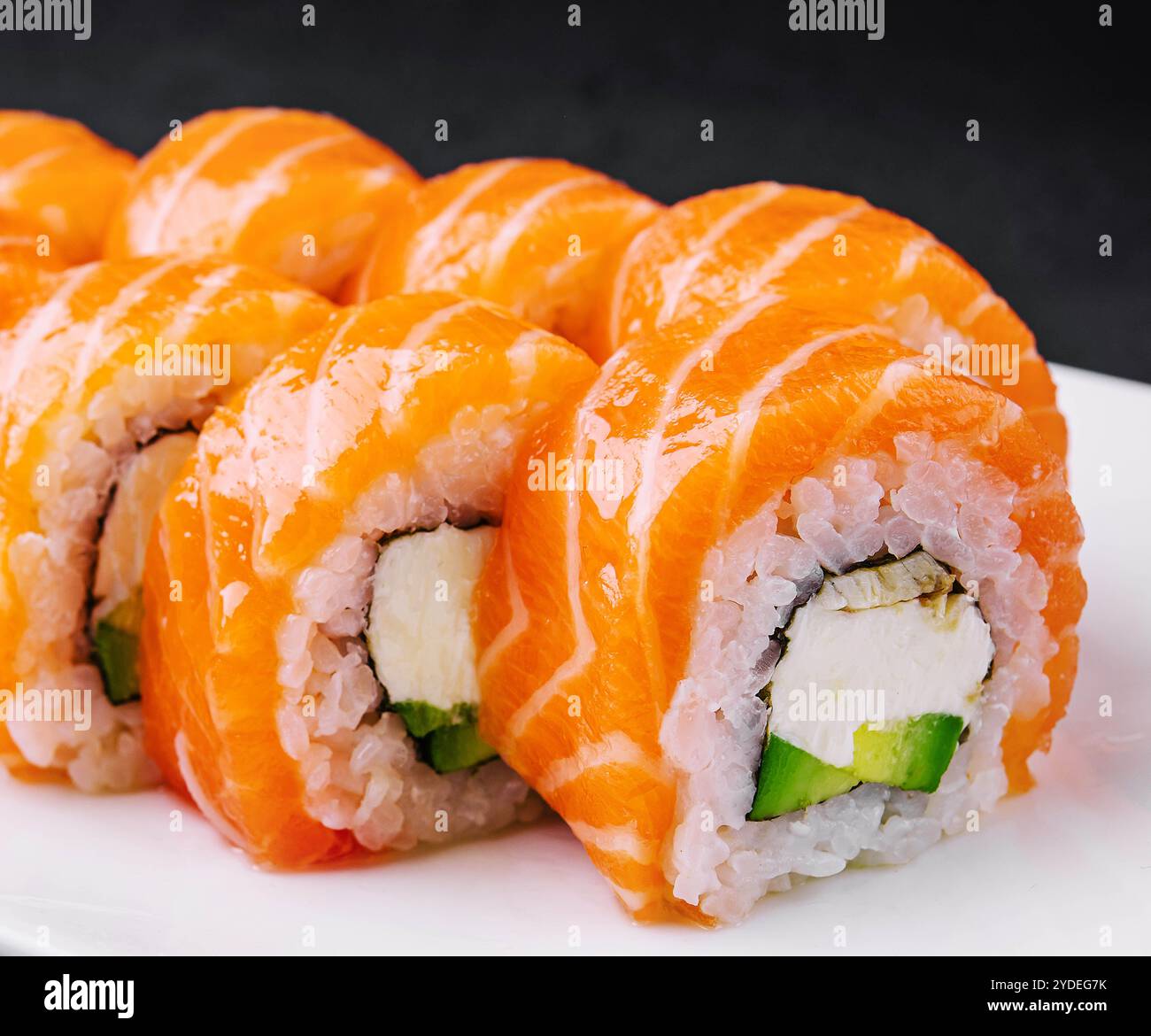California sushi roll salmon hi-res stock photography and images - Alamy