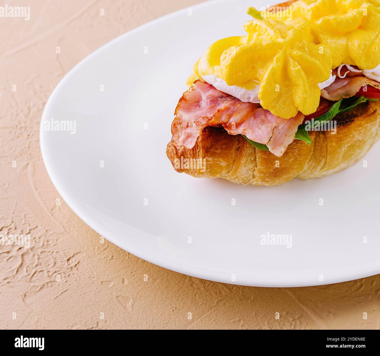 Croissant cheese bacon hi-res stock photography and images - Alamy