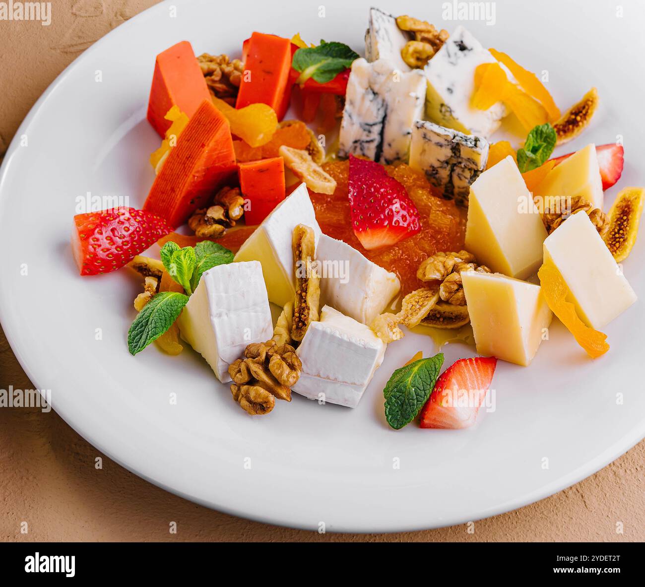 Wein snack set hi-res stock photography and images - Alamy