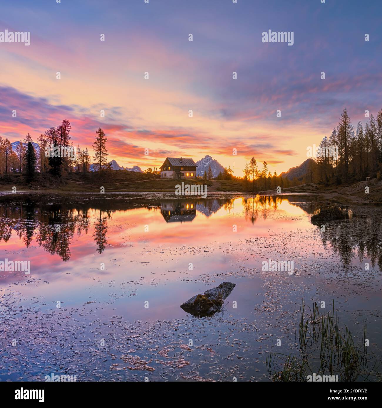 Becco di mezzodi in the federa lake hi-res stock photography and images ...