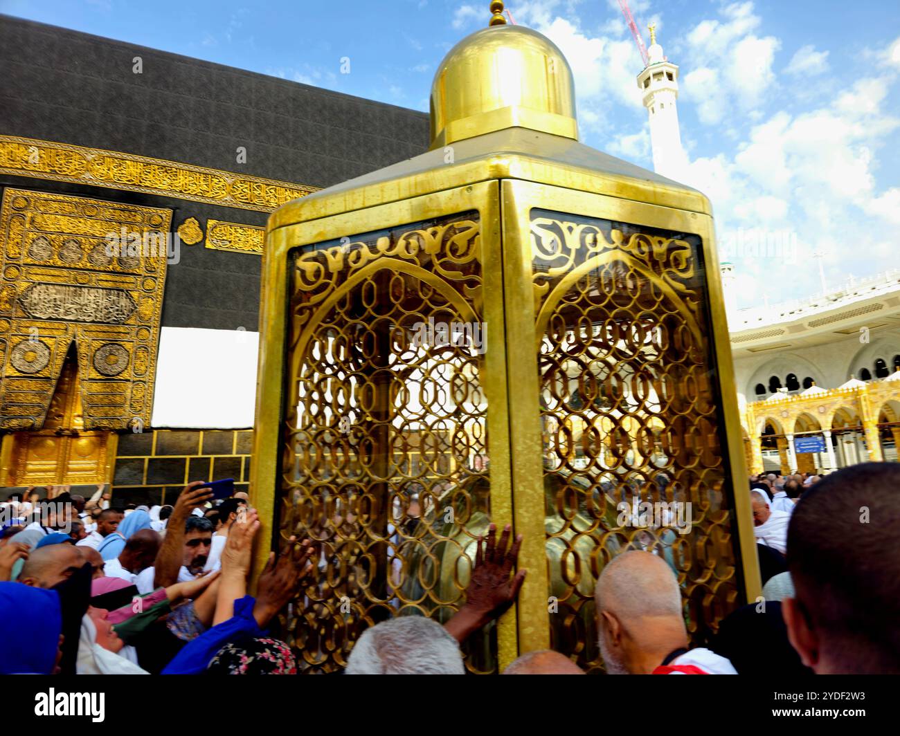 Mecca, Saudi Arabia, June 12 2024: Maqam Ibrahim or Station of Abraham ...