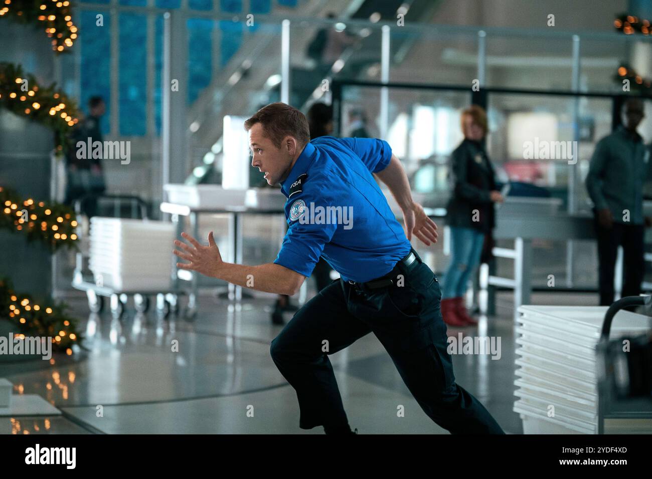 Carry on security hi-res stock photography and images - Alamy