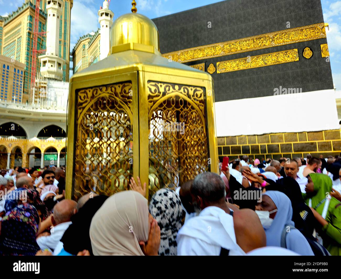Mecca, Saudi Arabia, June 12 2024: Maqam Ibrahim or Station of Abraham ...