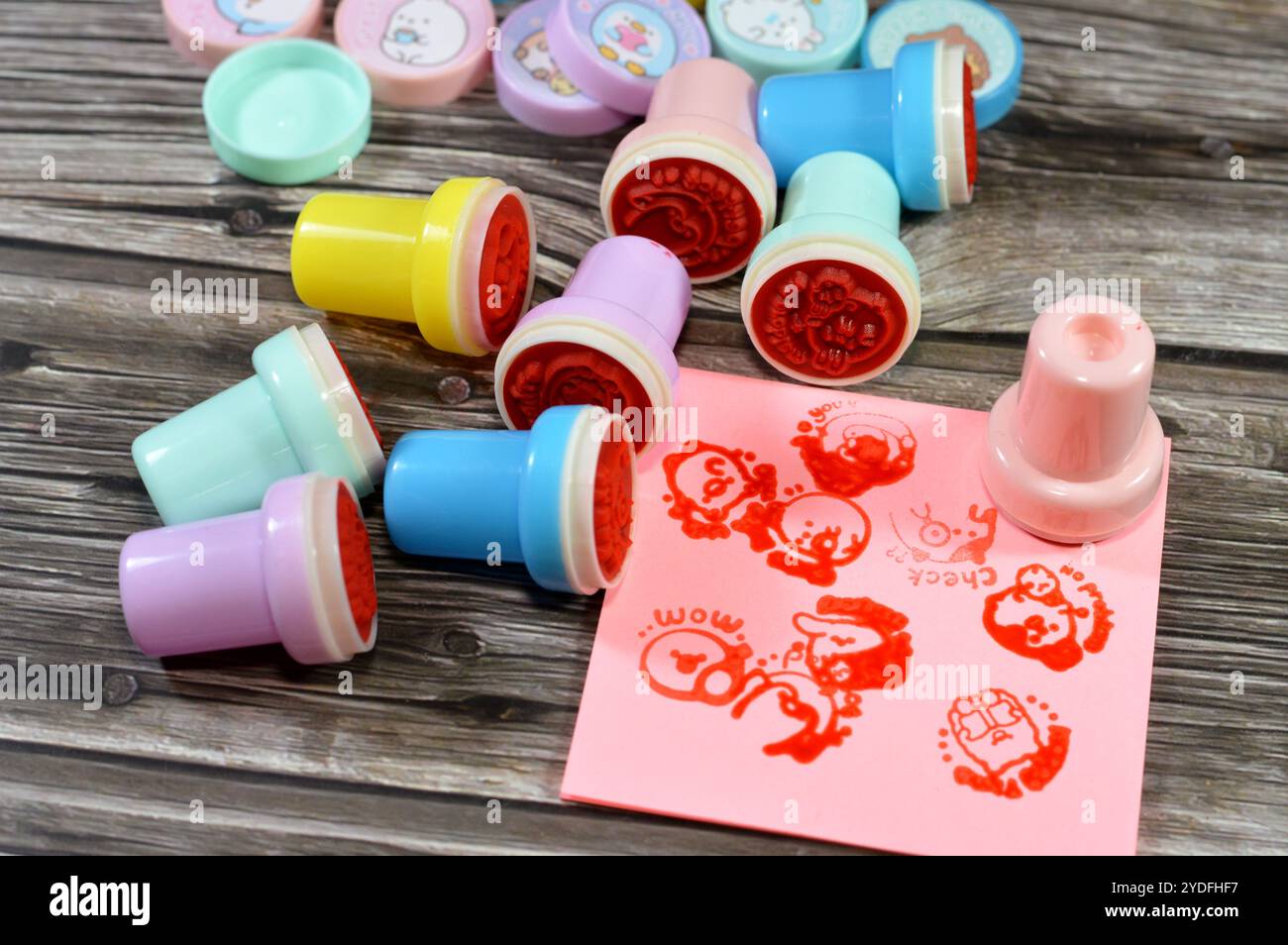 Splash check mark hi-res stock photography and images - Alamy