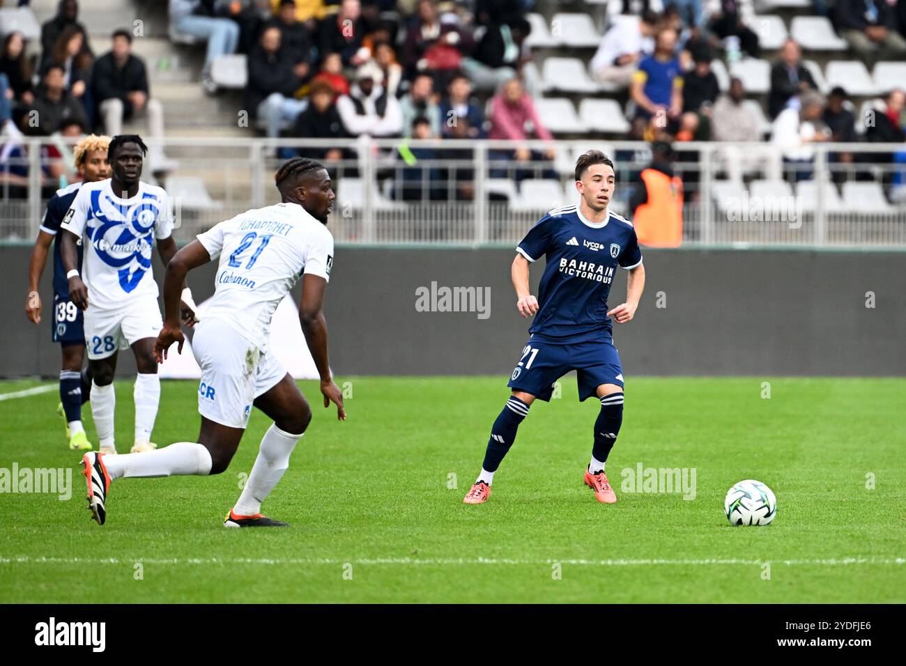 21 Maxime LOPEZ (pfc) during the Ligue 2 BKT match between Paris and Grenoble at Stade Charlety ...