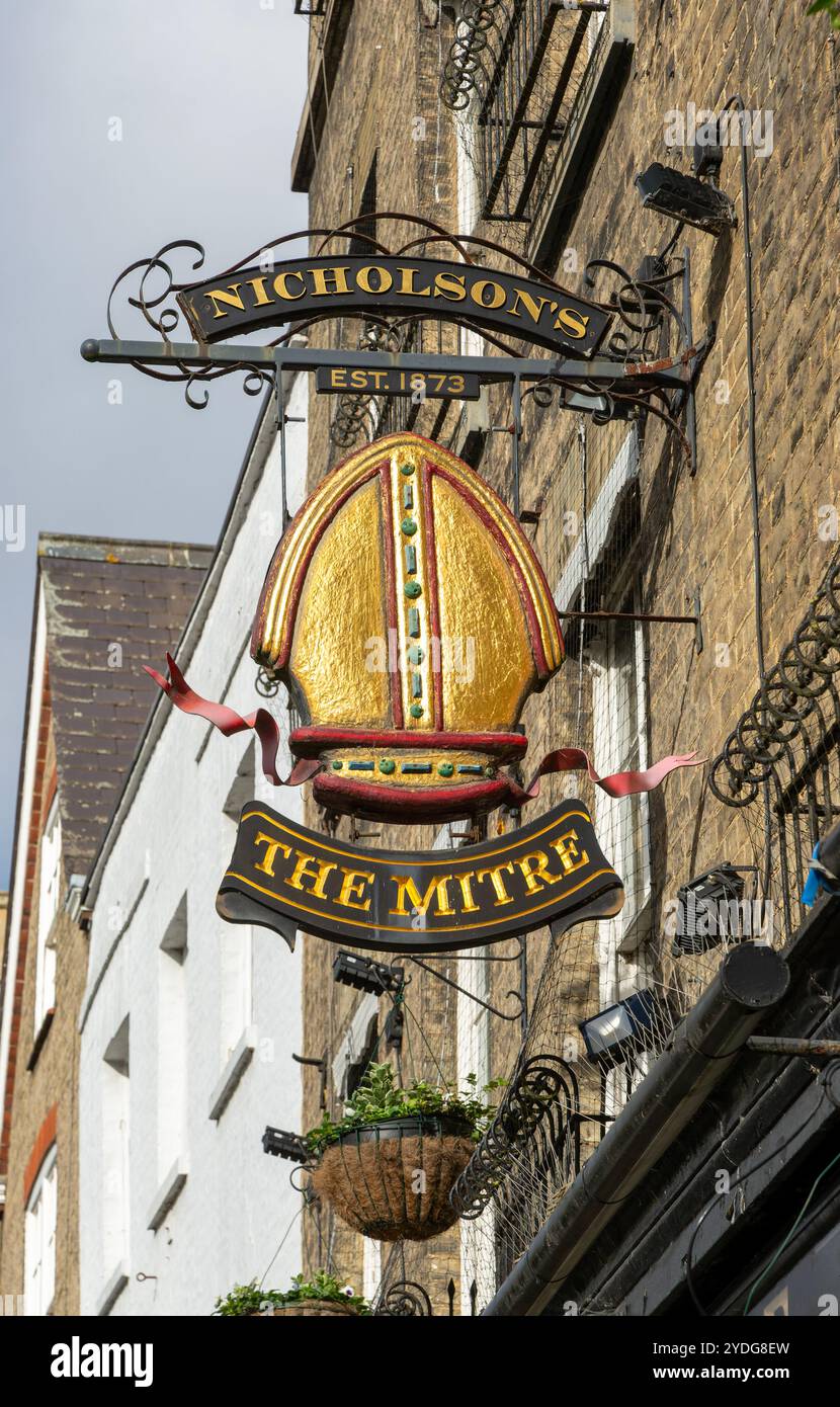 The Mitre pub sign, Nicholson's brewery, Cambridge, Cambridgeshire ...