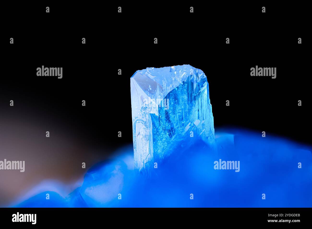 Blue Cavansite crystals on stilbite. Specimen from Wagholi Quarry, Pune ...