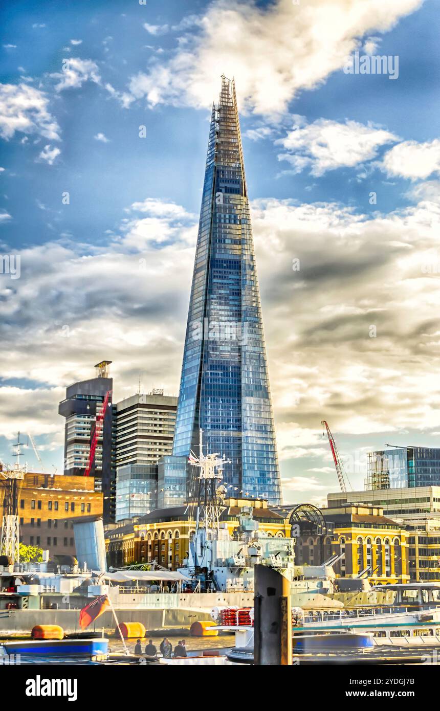 LONDON - MAY 29: The Shard, iconic skyscraper in London, on May 29 ...