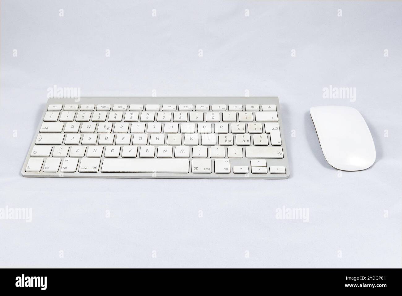 White wireless computer keyboard and mouse, isolated on white background Stock Photo - Alamy