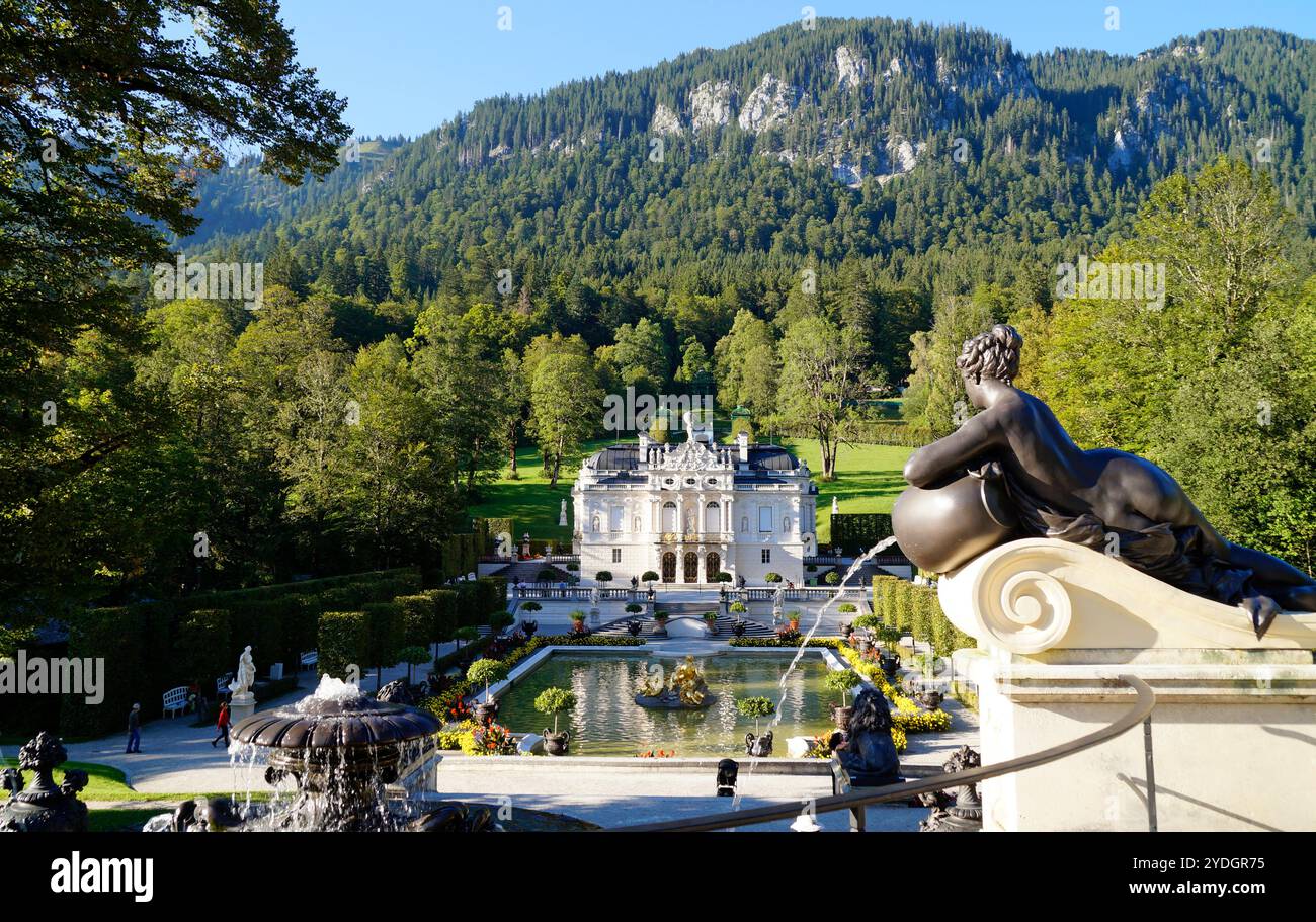 Rococo castle Linderhof built by the Bavarian king Ludwig II in the ...