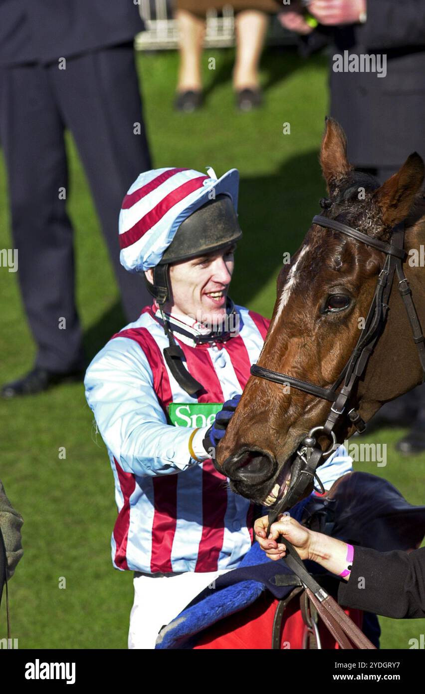 Jockey Tony McCoy celebrates victory with Edredon Blue in the Queen ...