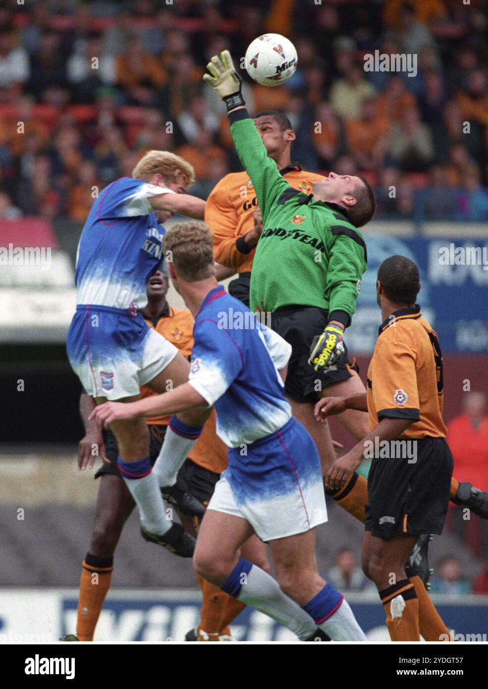 IPSWICH V WOLVES AT PORTMAN ROAD 7/10/1995 1-2 Mike Stowell and Dean ...
