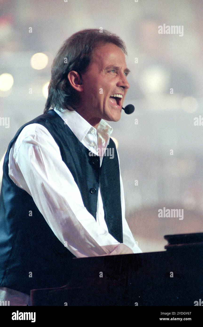 Pooh photos 1994 hi-res stock photography and images - Alamy