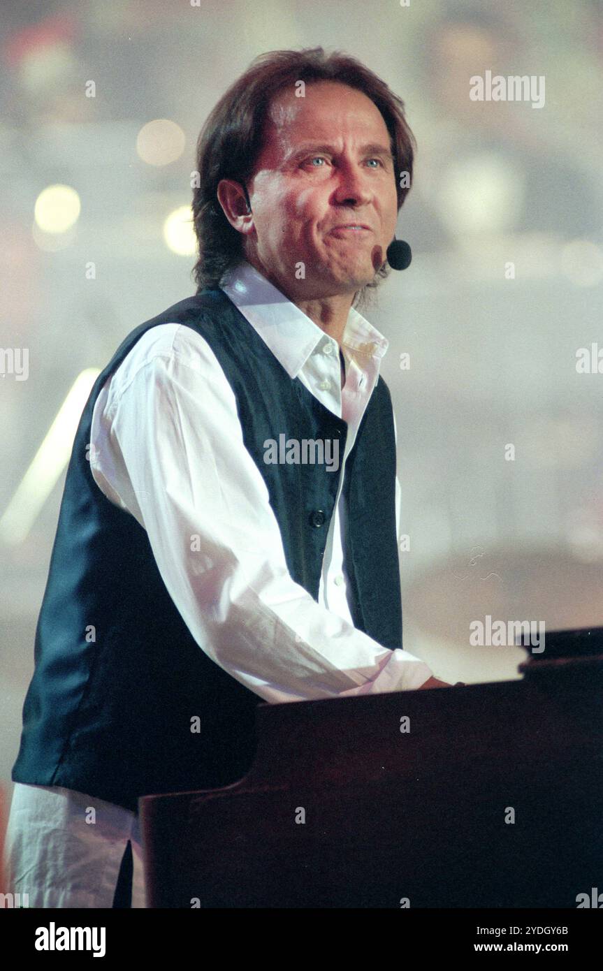 Pooh photos 1994 hi-res stock photography and images - Alamy