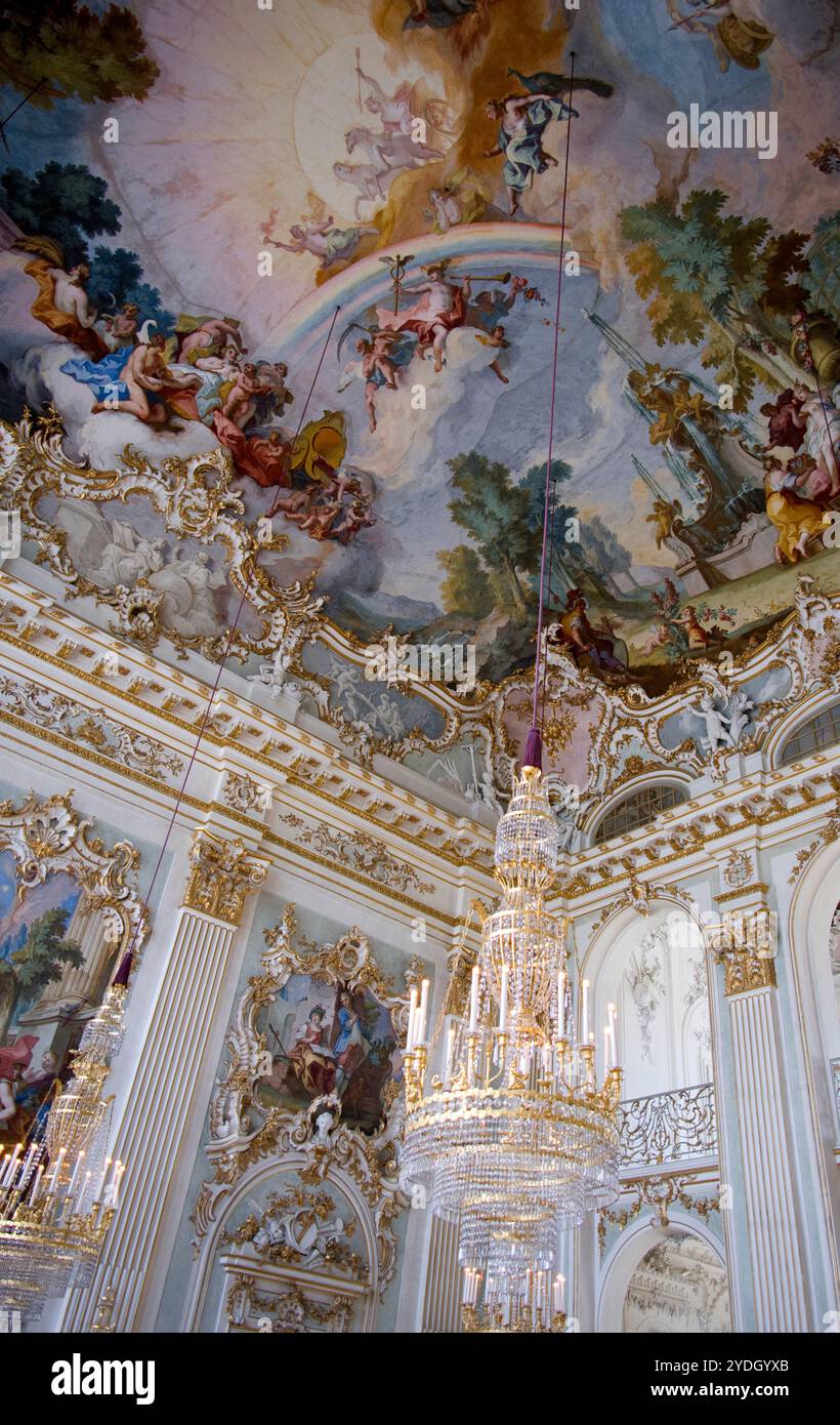 Rococo style filled grand hall hi-res stock photography and images - Alamy