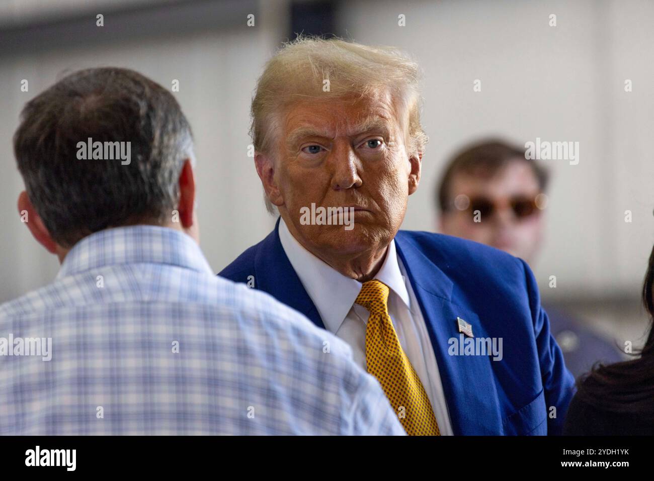 Austin Texas USA, Oct. 25 2024: Former President DONALD TRUMP arrives ...