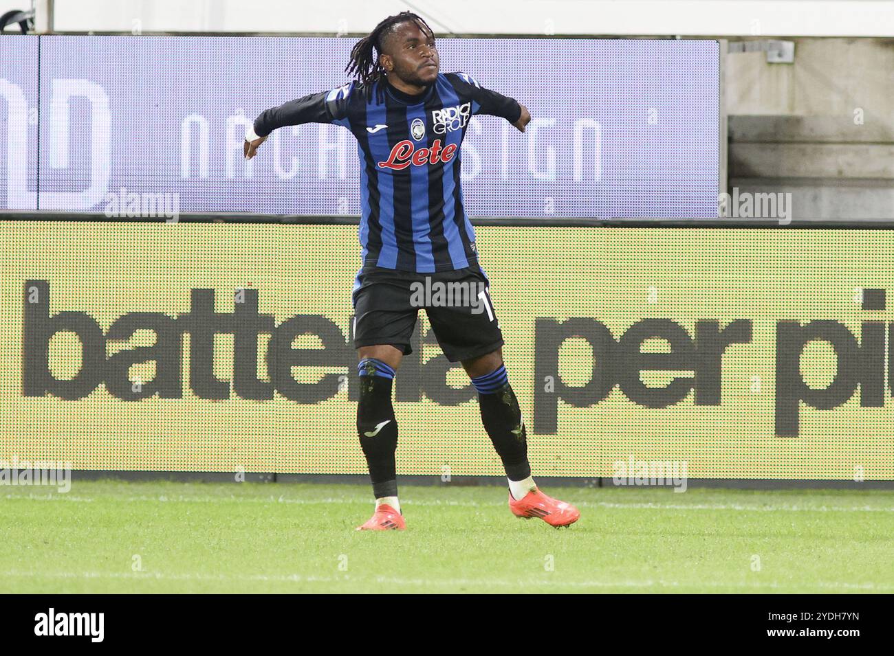 Ademola Lookman of Atalanta BC celebrates after scoring first gol ...